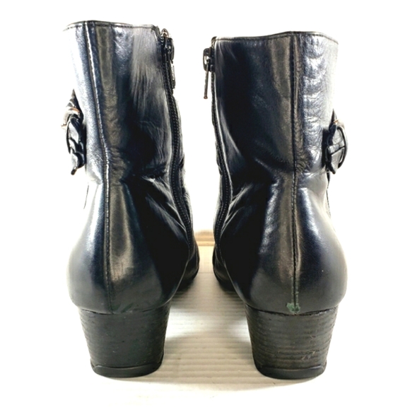 Clarks | Shoes | Clarks Artisan Boots Womens 9m Leyden Crest Black ...